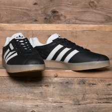 Latest Arrivals – The R Store